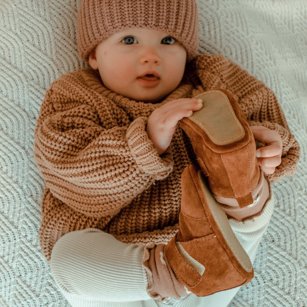 Teddy & James: zachte, handgemaakte, leren schoentjes voor de eerste stapjes van jouw kleintje.